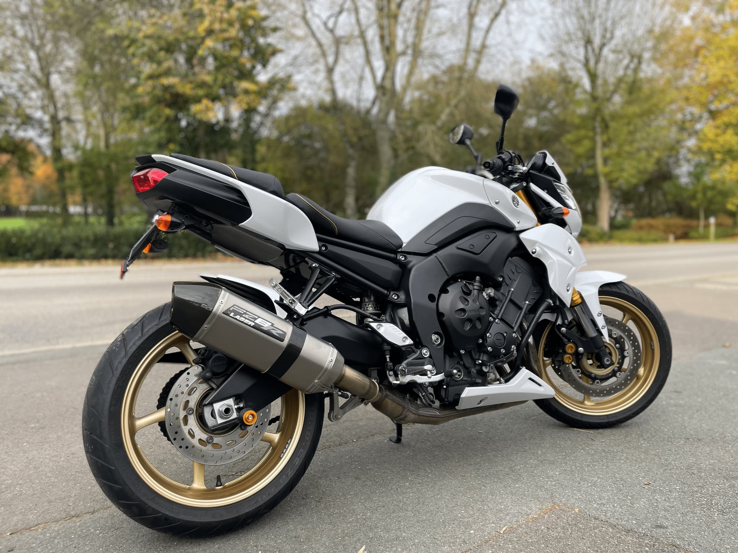 YAMAHA | FZ8 - Moto One 85